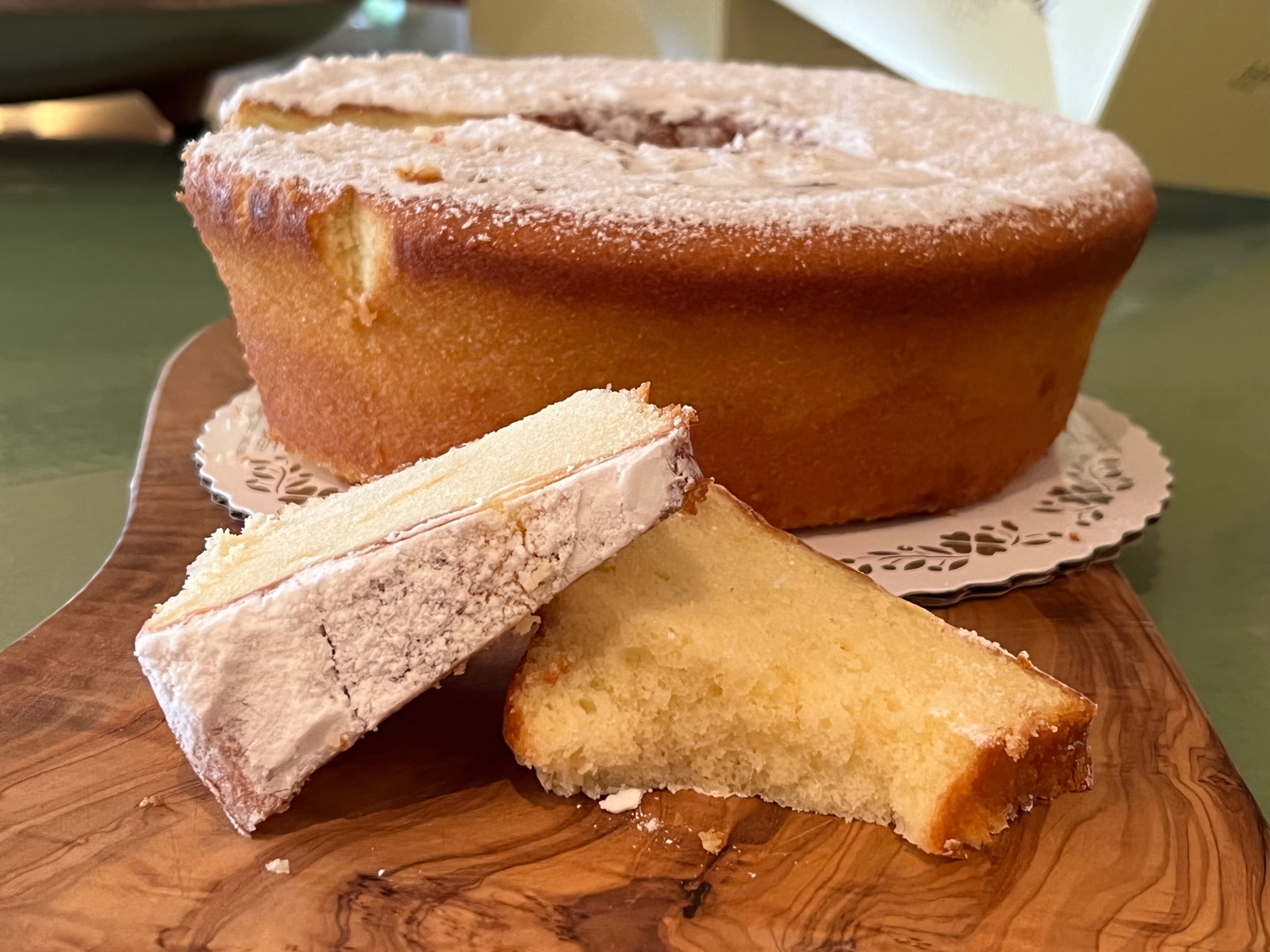 Philly Fluff Cake : The Peasant Wife - The Peasant Wife