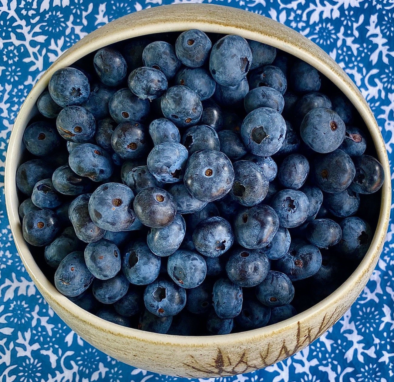 Heroes of Sincerity : The Peasant Wife - The Peasant Wife